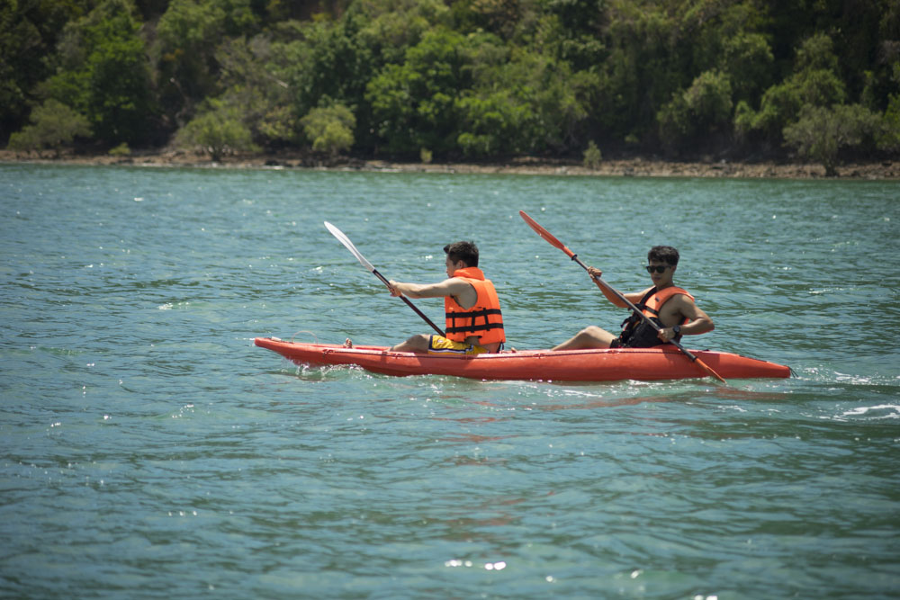 KAYAKING & PADDLE BOARDING | Santhiya Koh Yao Yai
