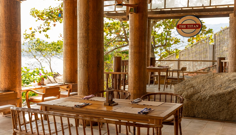 The Titan Restaurant | Santhiya Resorts & Spas